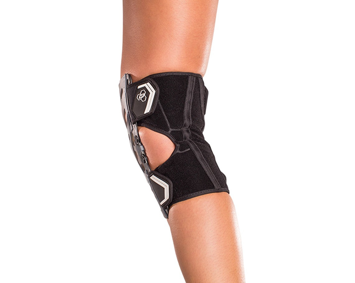 Donjoy Performance Webtech Knee Brace – Aesthetics Healthcare